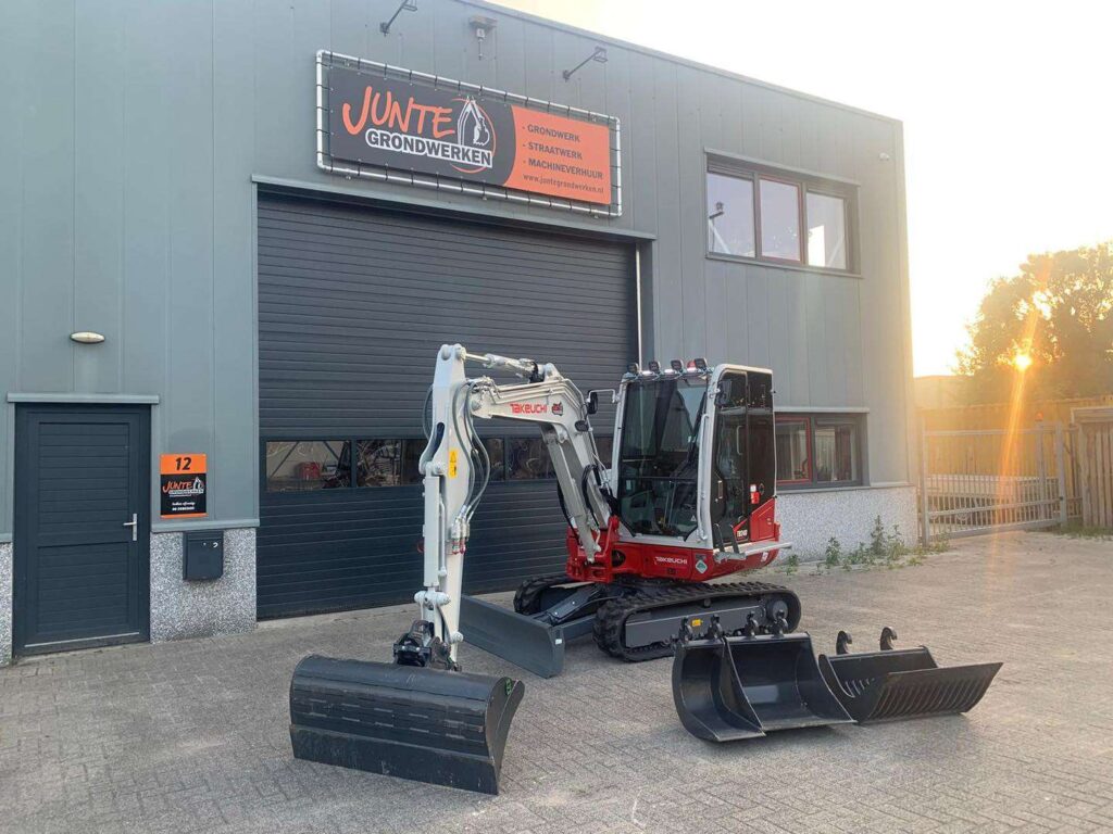 Minikraan 4000 Kg | Junte Grondwerken